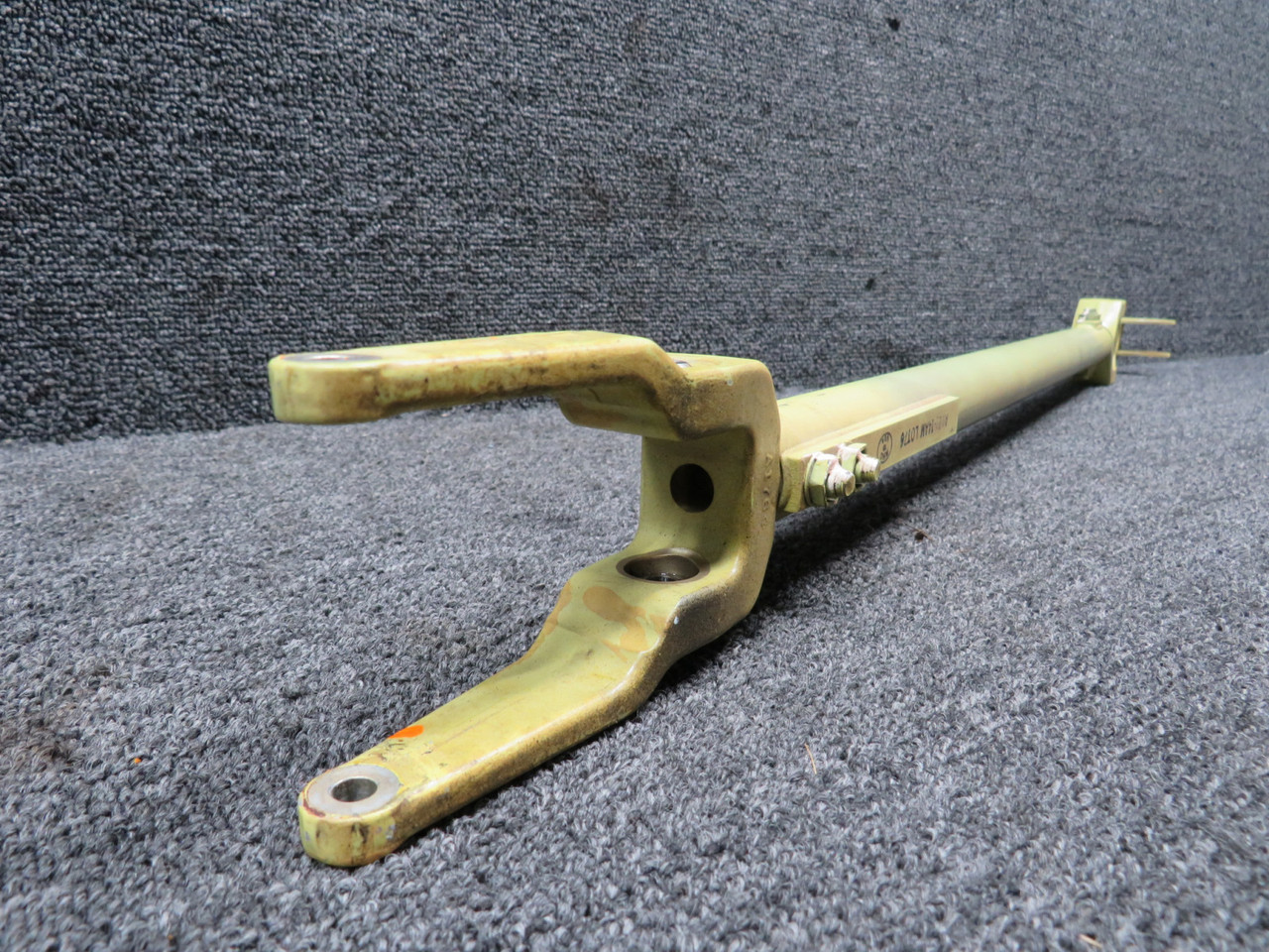 A012-14AM Robinson R22 Control Rod Unit