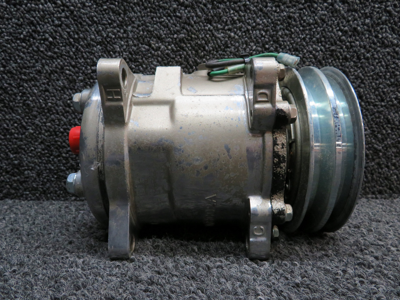 100821-003 Piper PA32R-301 Skyline Air Conditioning Compressor (Core)