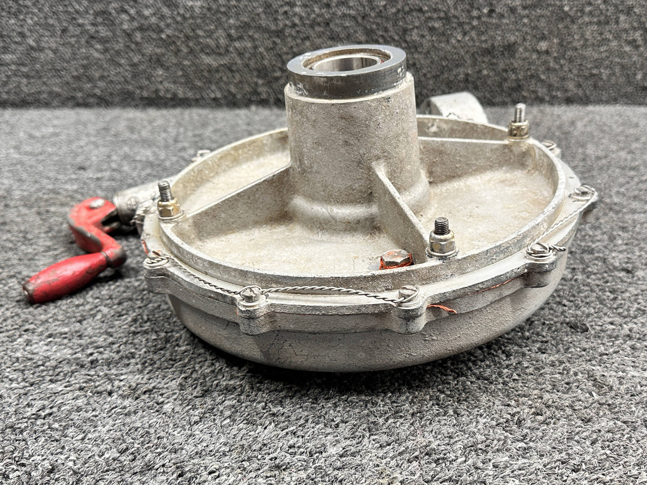 35-810080-602 Beechcraft D35 Landing Gear Retract Actuator Assy ...