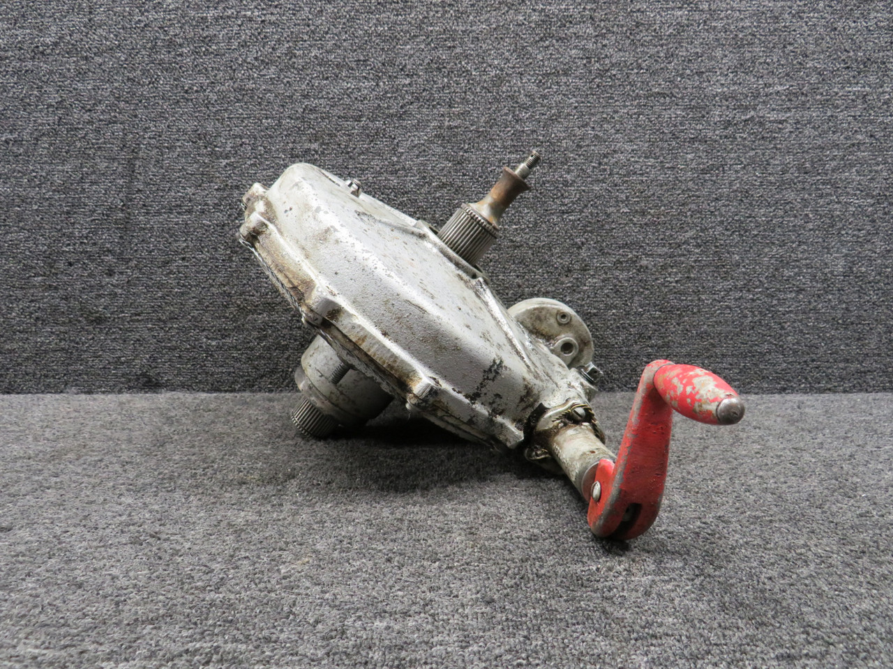 35-815020 Beechcraft A35 Landing Gear Retract Actuator Assembly For Sale