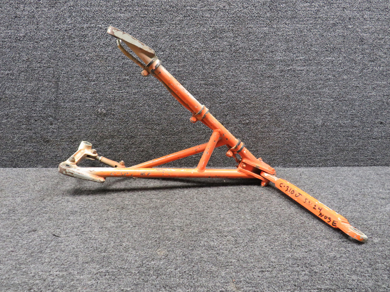 0842000-70 Cessna Nose Gear Drag Brace Truss Assembly with Micro Switch ...