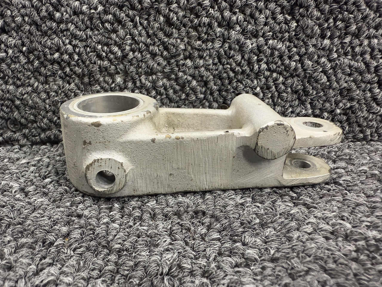 60-820031-11 Beechcraft 58 Nose Steering Arm Assembly