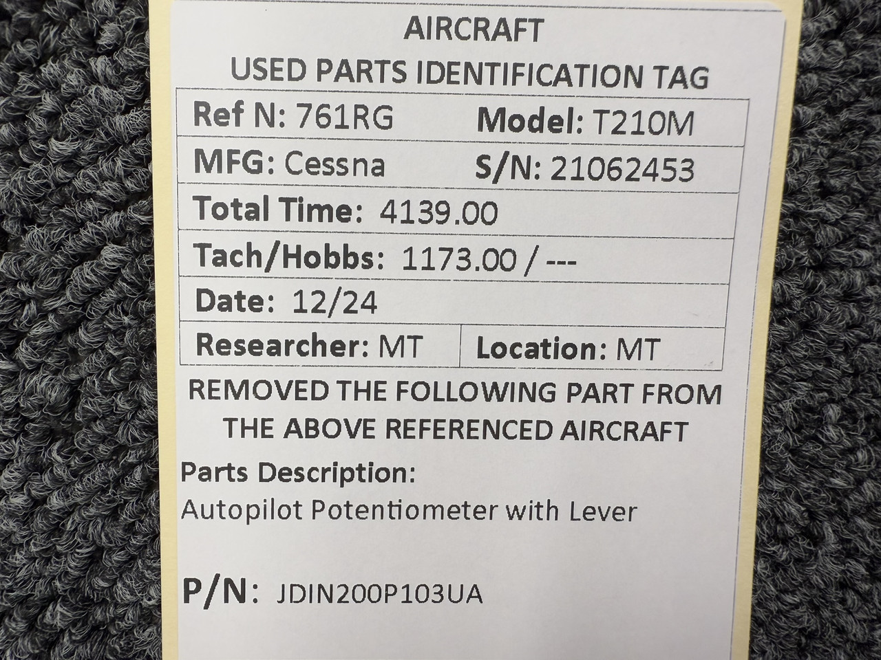 JDIN200P103UA Cessna T210M Autopilot Potentiometer with Lever For Sale