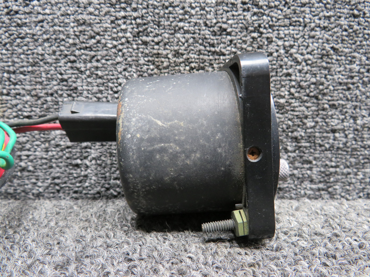 50-380013-5 Beechcraft B23 Clock Assembly (Cracks and Wear)