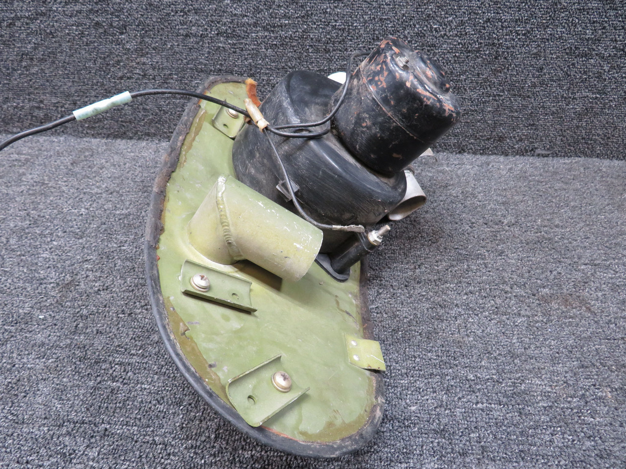 MS25253-4 Piper PA34-200 Defroster Blower and Plate