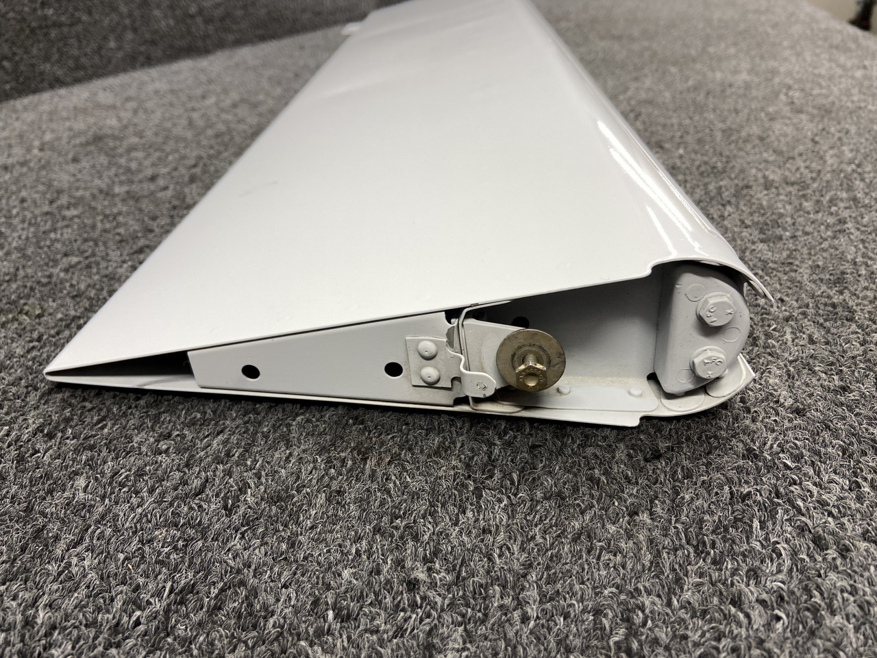 16875-004 Cirrus SR22 Aileron Assembly RH For Sale