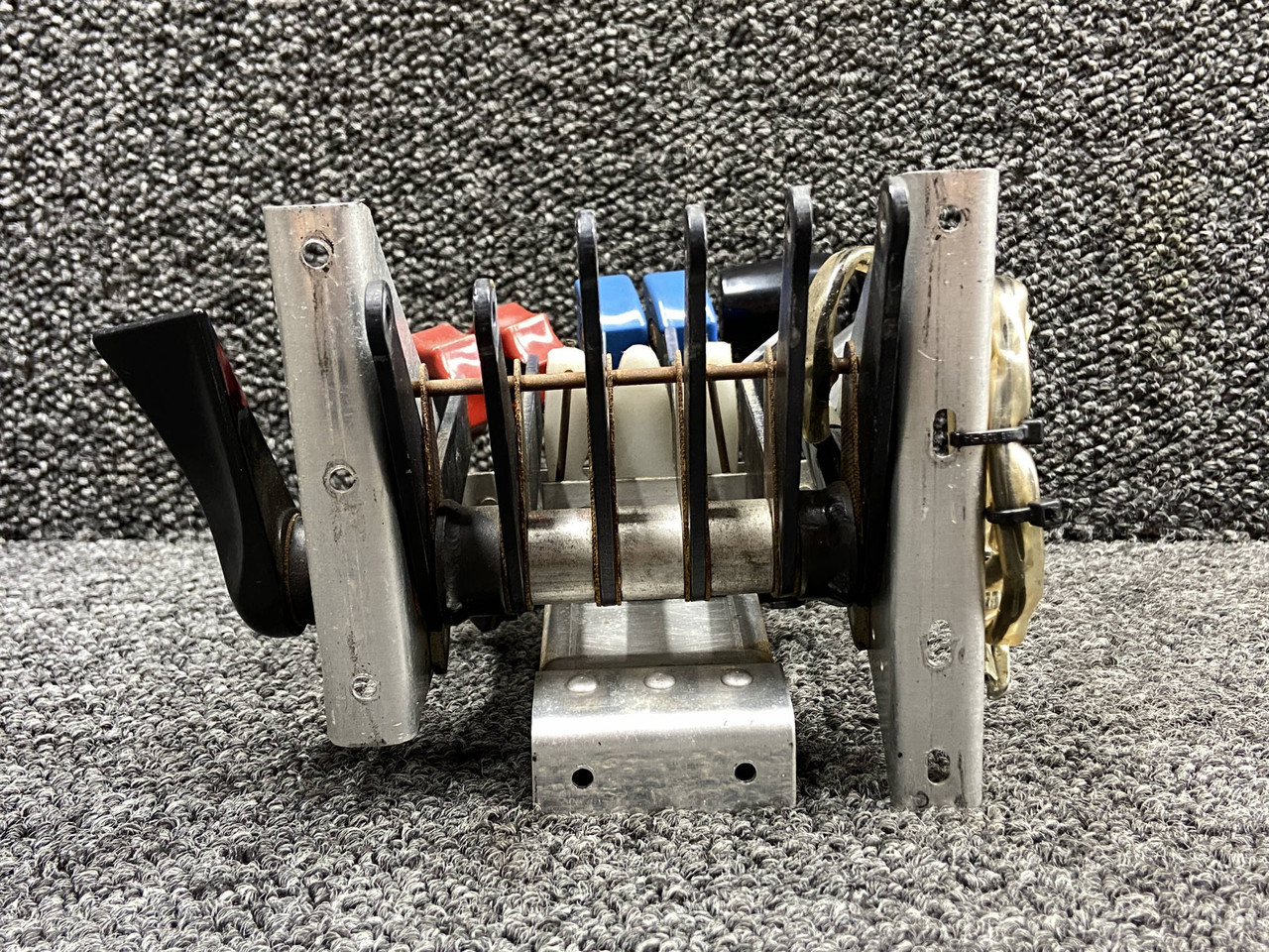 95136-006 Piper PA34-220T Engine Control Quadrant Unit