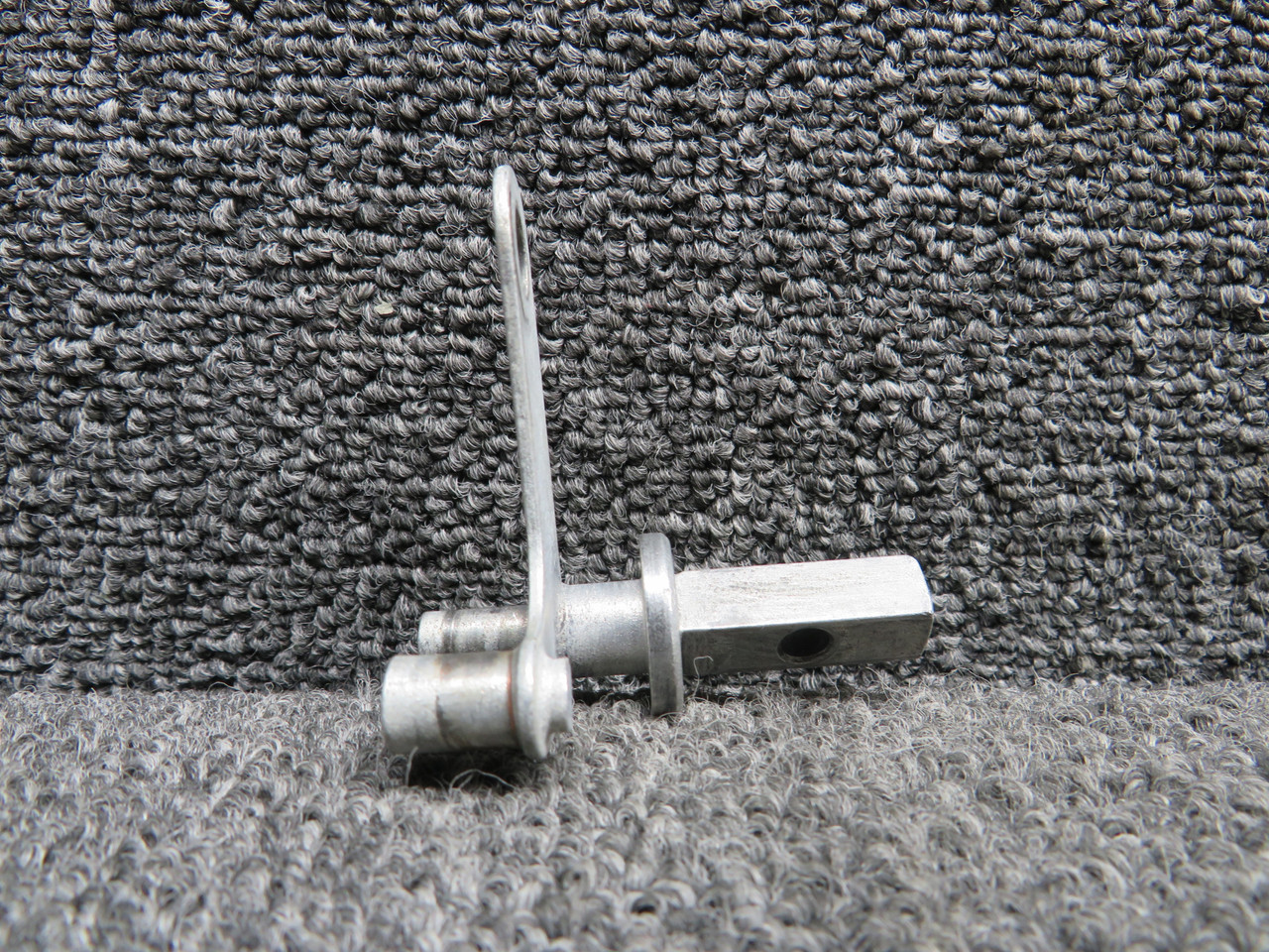 35-400464-6 Beechcraft B95A Cabin Door Inside Handle Shaft Assembly