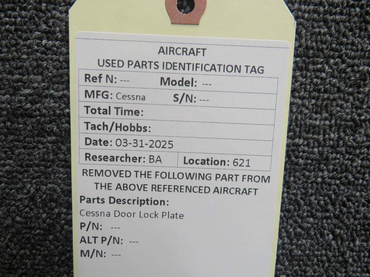 Cessna Door Lock Plate Unit