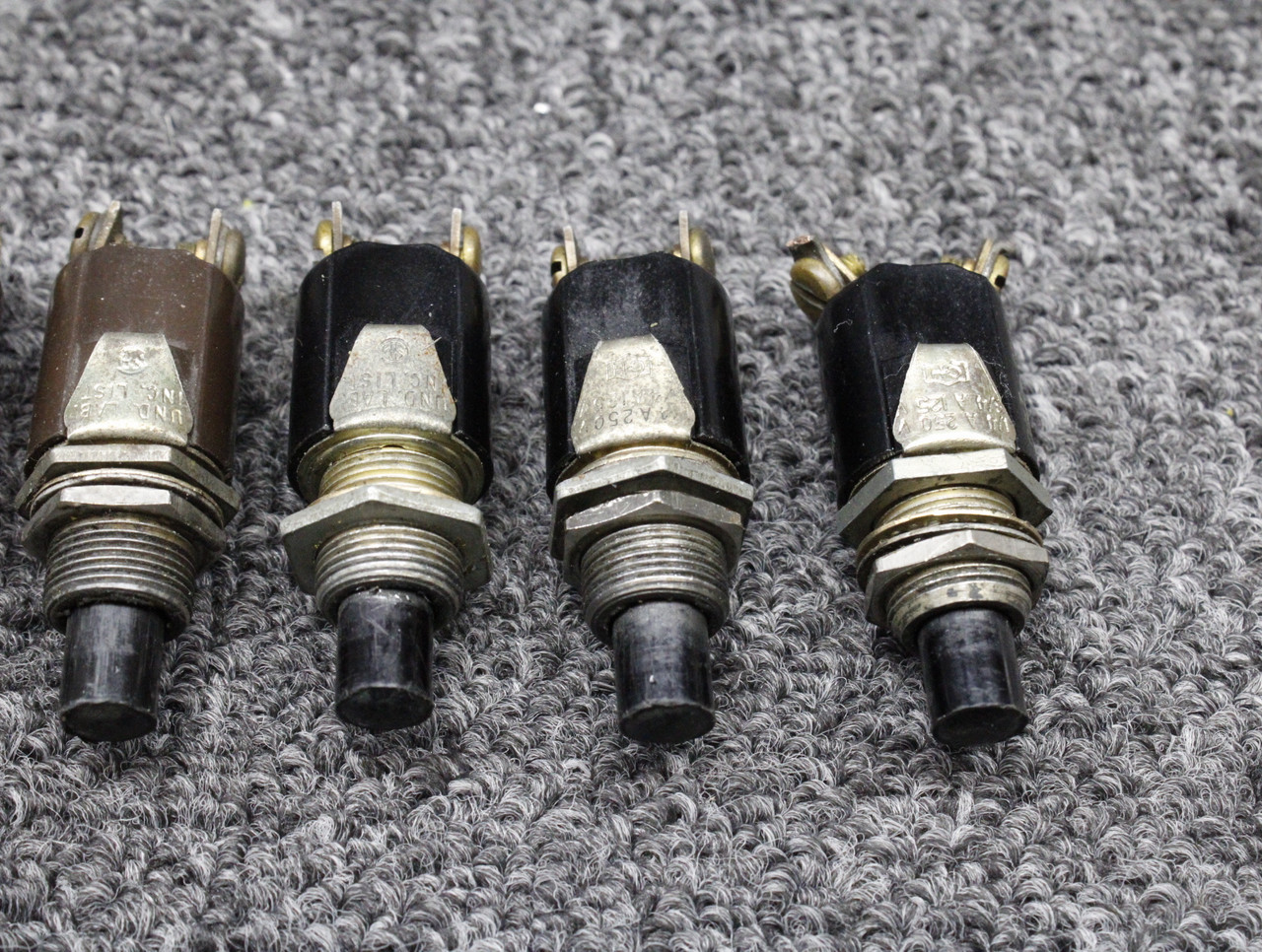 8411K7 Und Lab Set of 7 Pushbutton Switches (Volts: 125, 250)