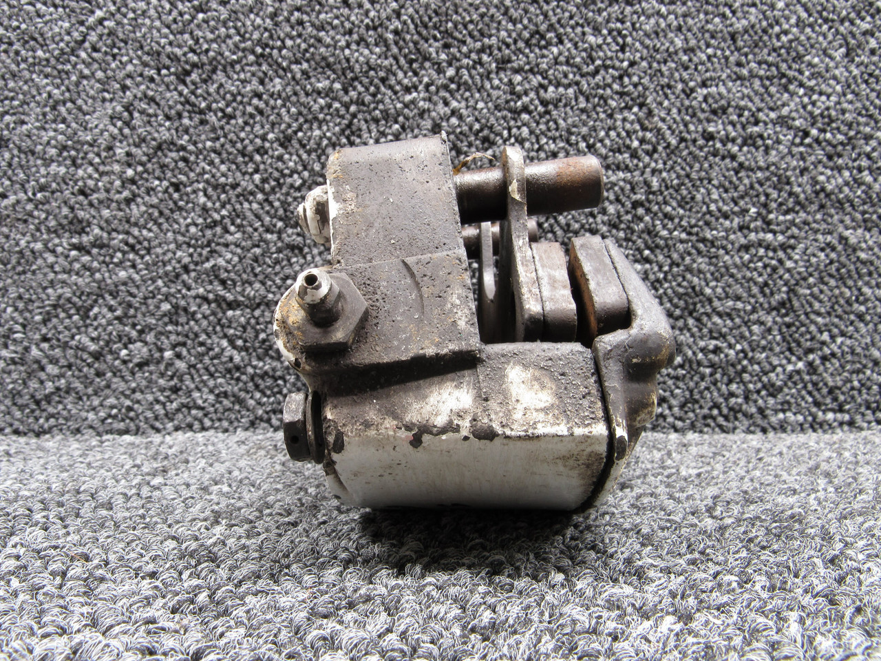 D-30118-4 McCauley Dual Brake Caliper Assembly For Sale
