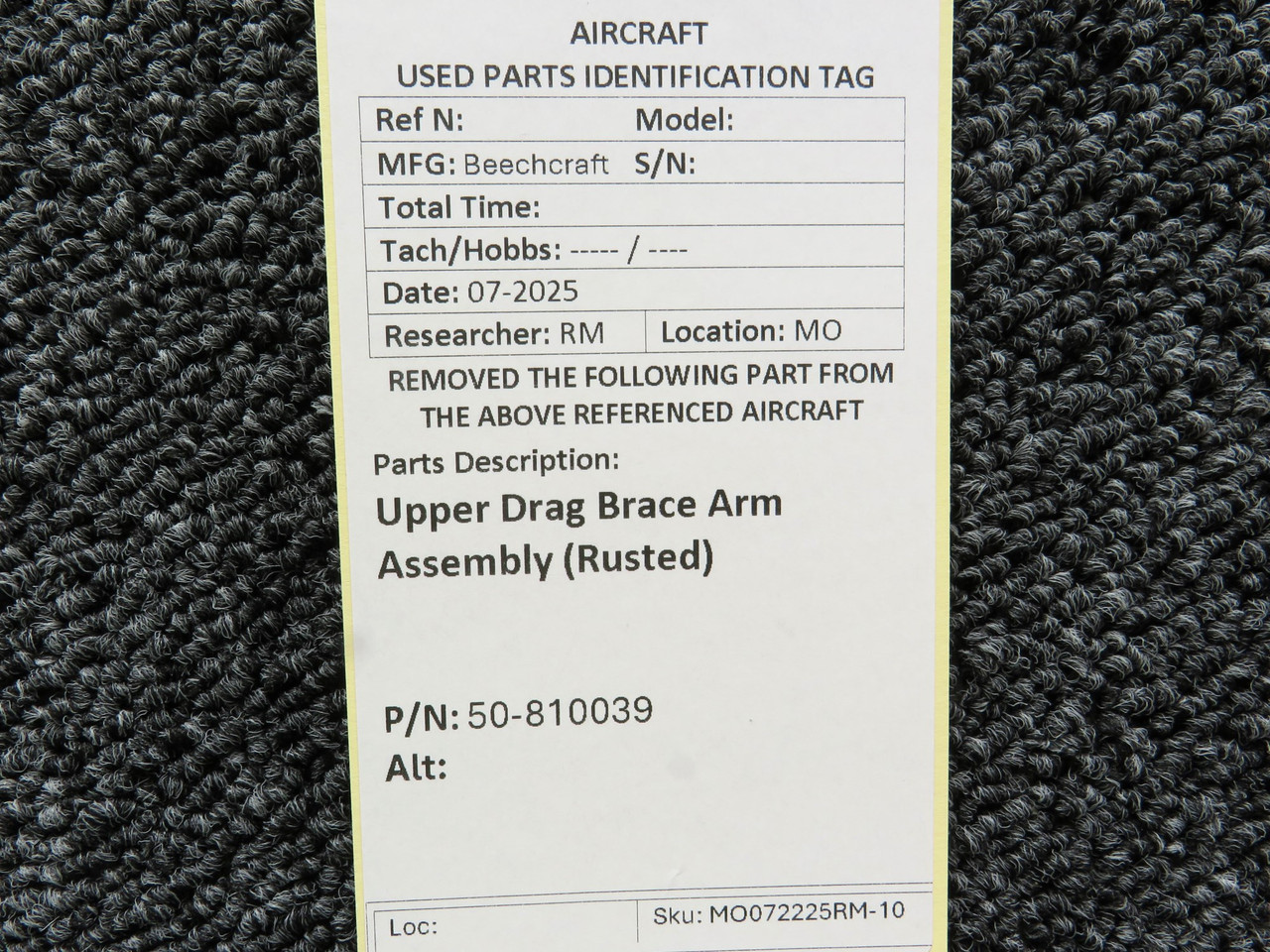 50-810039 Beechcraft Upper Drag Brace Arm, Rusted Unit