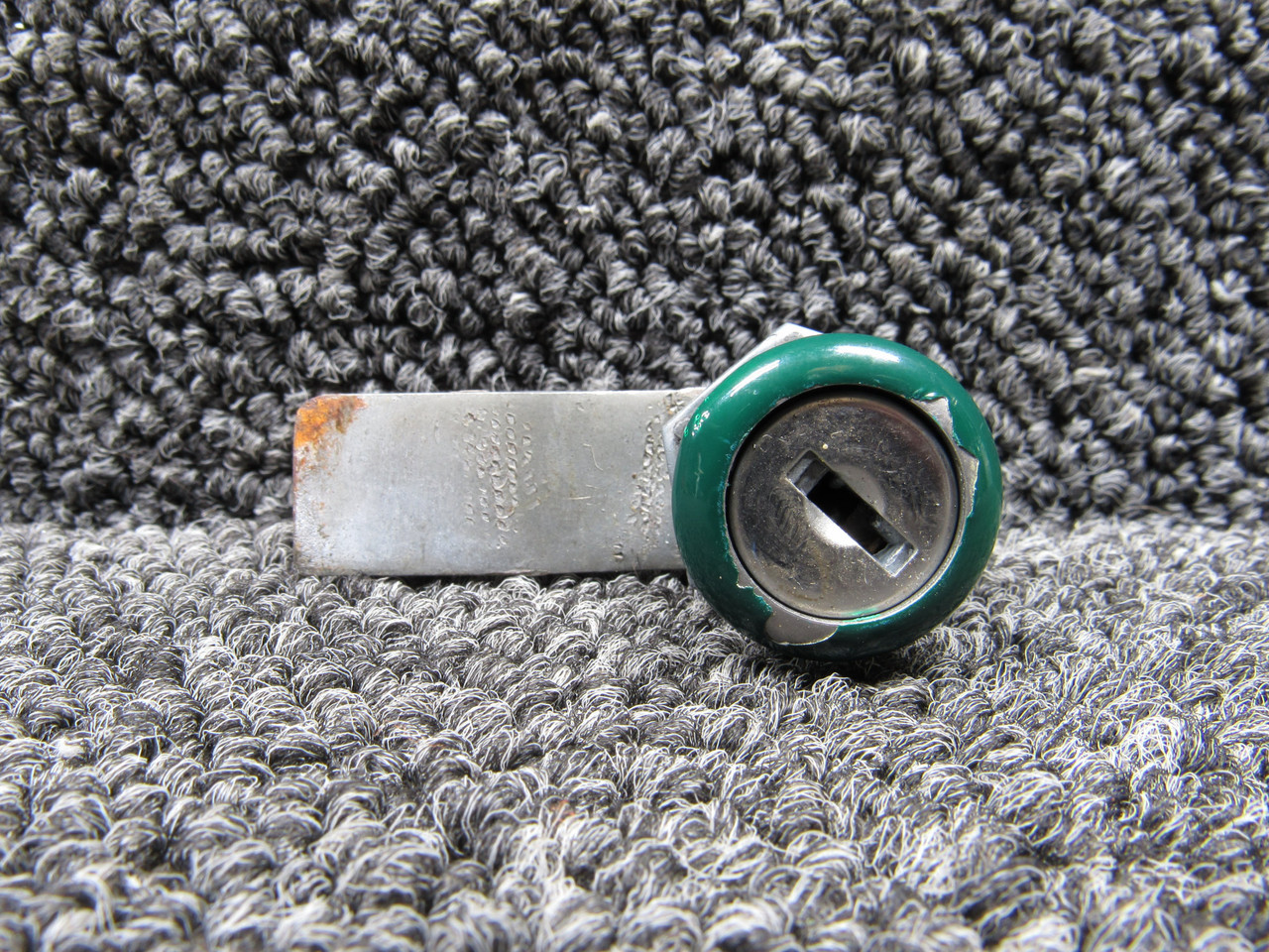 C253001-0102 Cessna Door Lock Assembly with Key For Sale