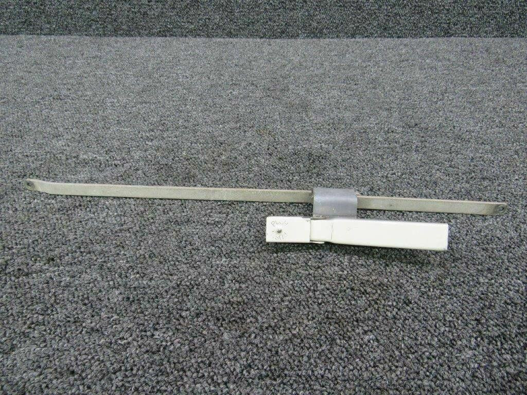 H2109-4 Beech V35B Cowling Latch RH W/ Rods & Handle