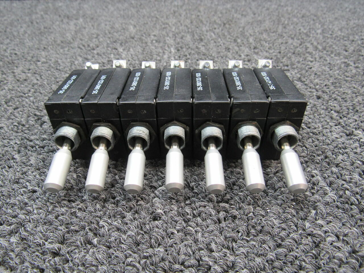 Tyco Toggle Circuit Breaker Switch Set of 7 (Volts: 50-250, Amps: 5, 10)