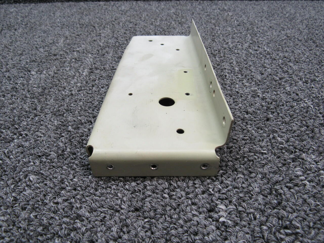 0513488-8 Cessna 172S Rudder Pedal Bulkhead Outboard RH