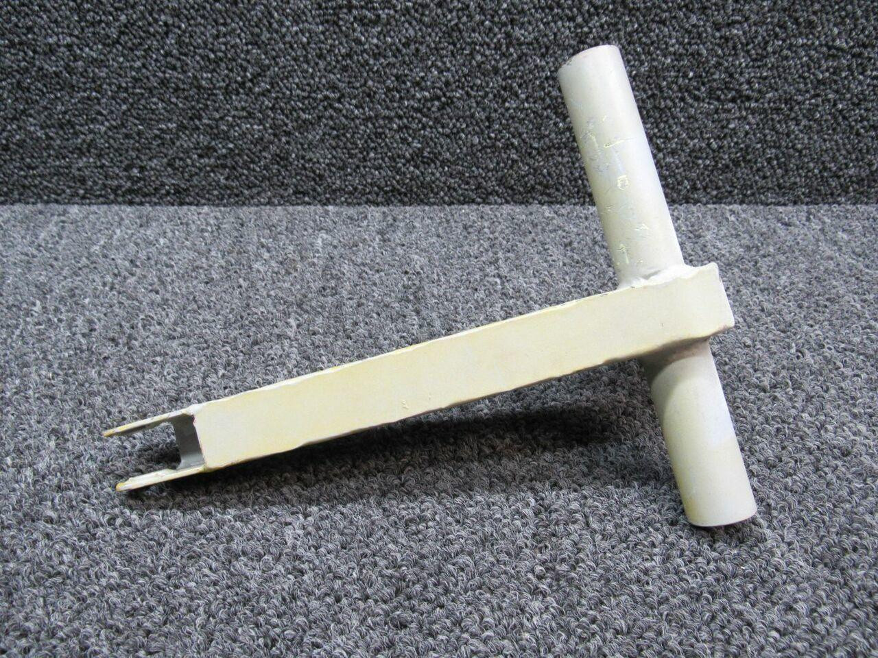 9013-7 (USE: 09013T007) Ayres S2R-T34 Aileron Control Bellcrank Assembly RH