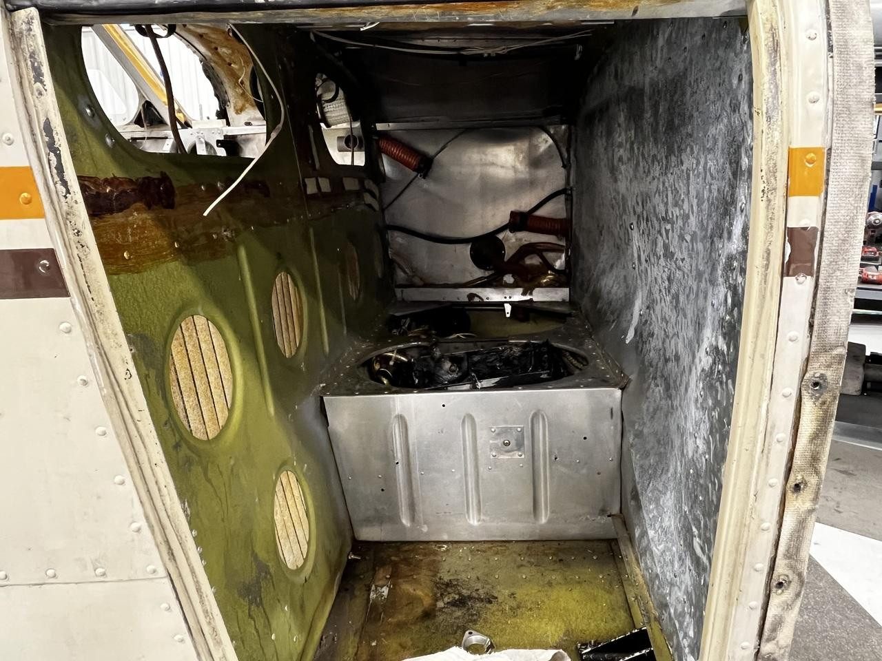 Piper PA32-300 Fuselage Assy W/ Airworthiness, BOS, Data Tag and Log Books