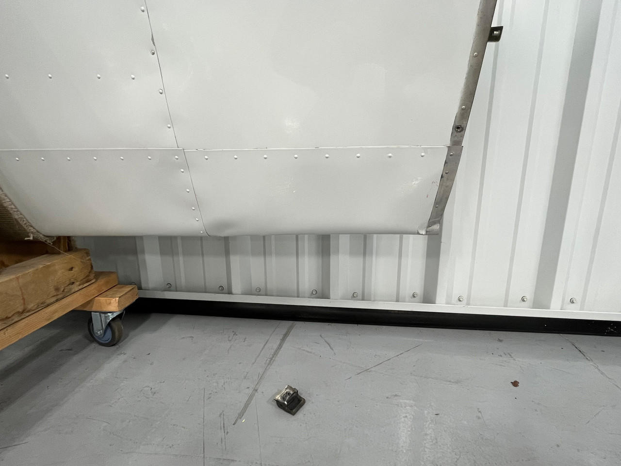0523005-1 (WEU: 0523005-200) Cessna 172 RH Wing Assembly