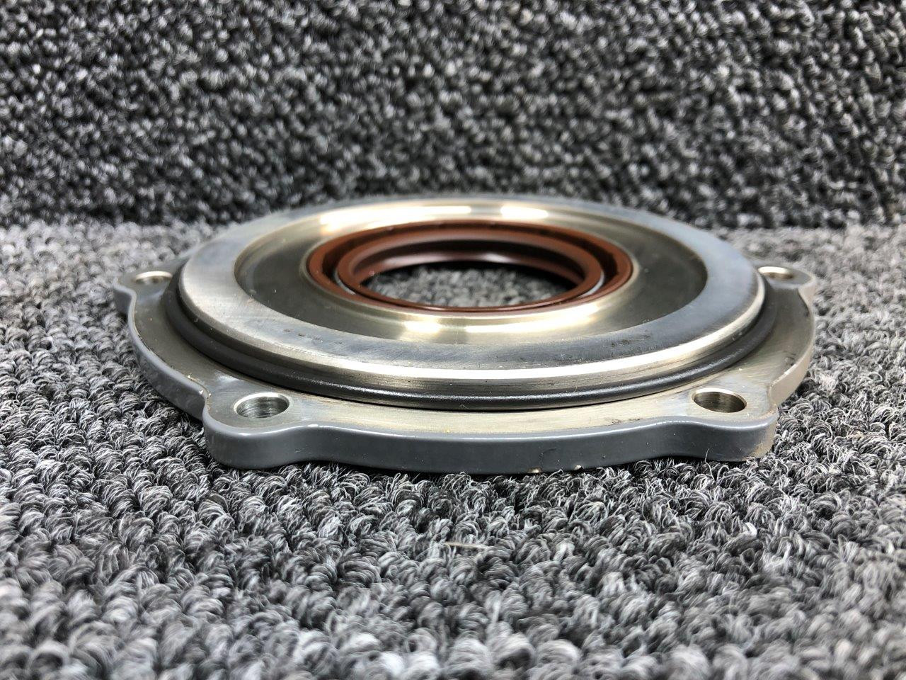 C270-1 Robinson R44 or R44 II Main Rotor Housing End Cover For Sale