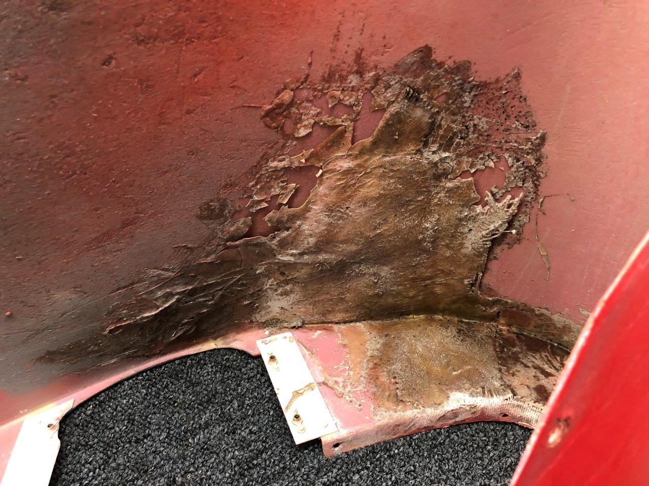 1620076-18 Cessna A188B Lower Wing Strut Fairing Assembly RH (Colored)
