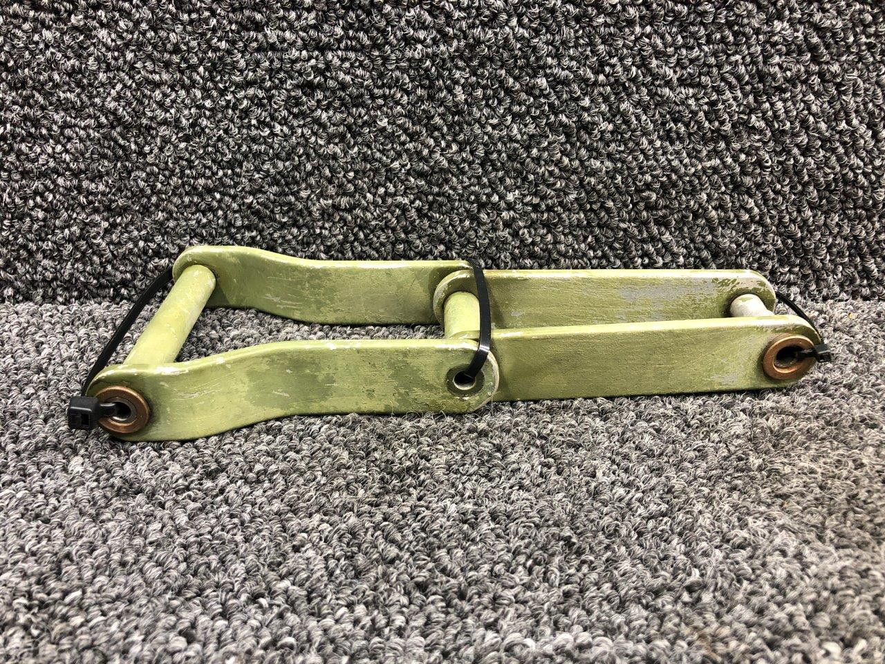 0862101-5, 0862101-6 Cessna 421C Flap Scissor Link Assy LH or RH (Upr ...