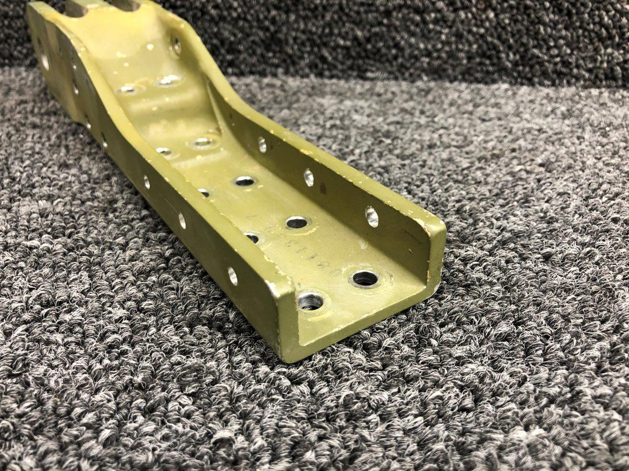 0811350-7 (Use: 0811350-9) Cessna 421C Upper Wing Spar Fitting