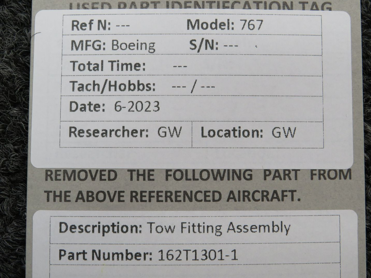 162T1301-1 Boeing 767 Tow Fitting Assembly Unit