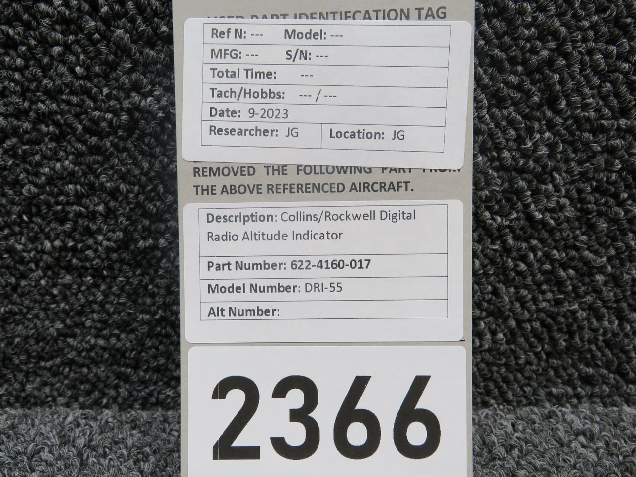 622-4160-017 Collins DRI-55 Model Digital Radio Altitude Indicator