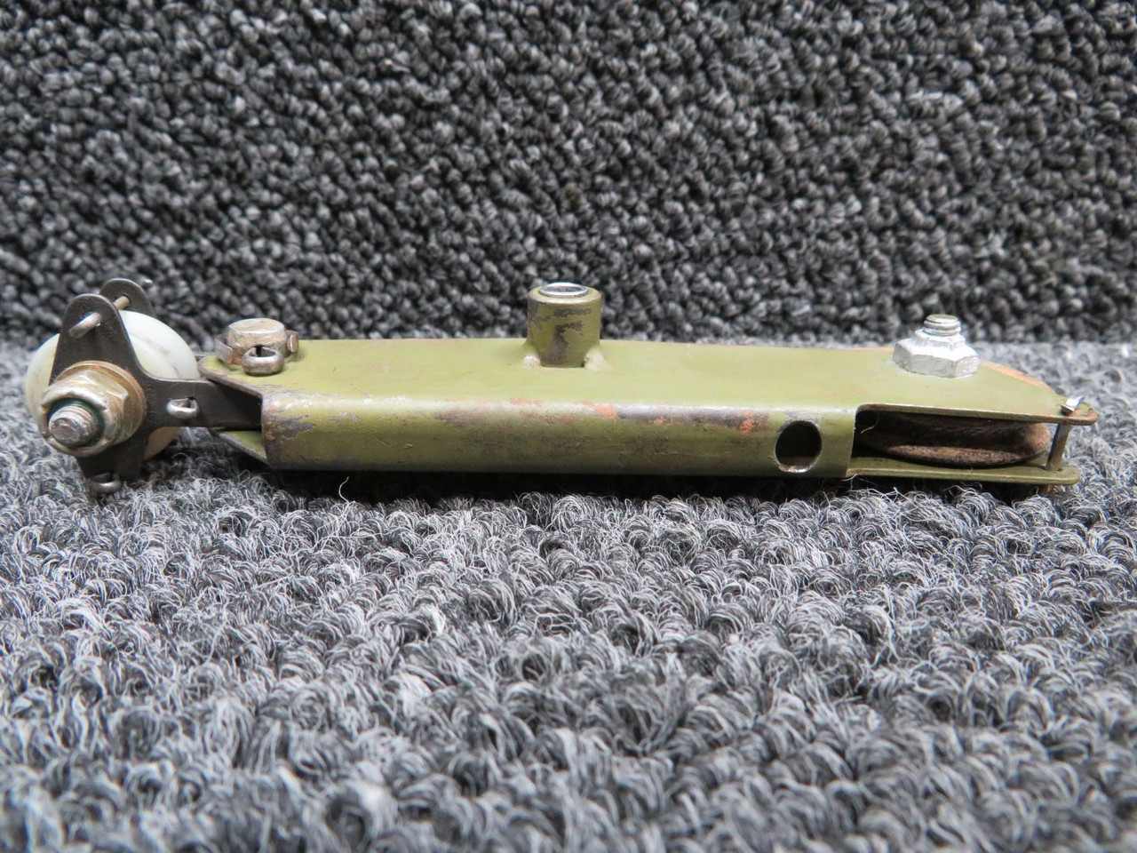0713070-9 Cessna 172N Parking Brake Bellcrank Assembly For Sale