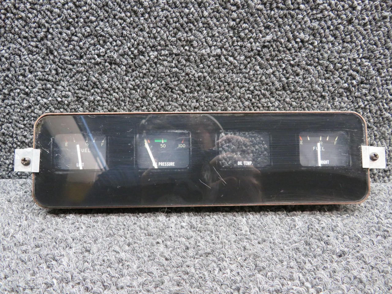 0513144-6 Cessna 150G Engine Gauge Indicator Cluster Assembly