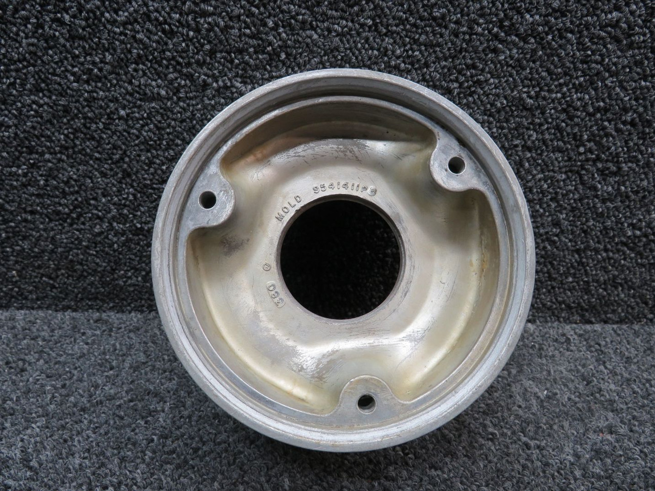 9524203 Goodyear Type III Half Wheel Assembly 6-6 Without Bearing