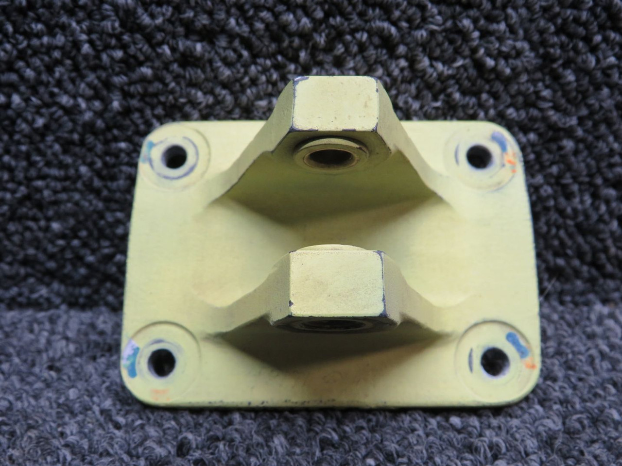 206-001-330-001 Bell 206B Pivot Support Assembly For Sale