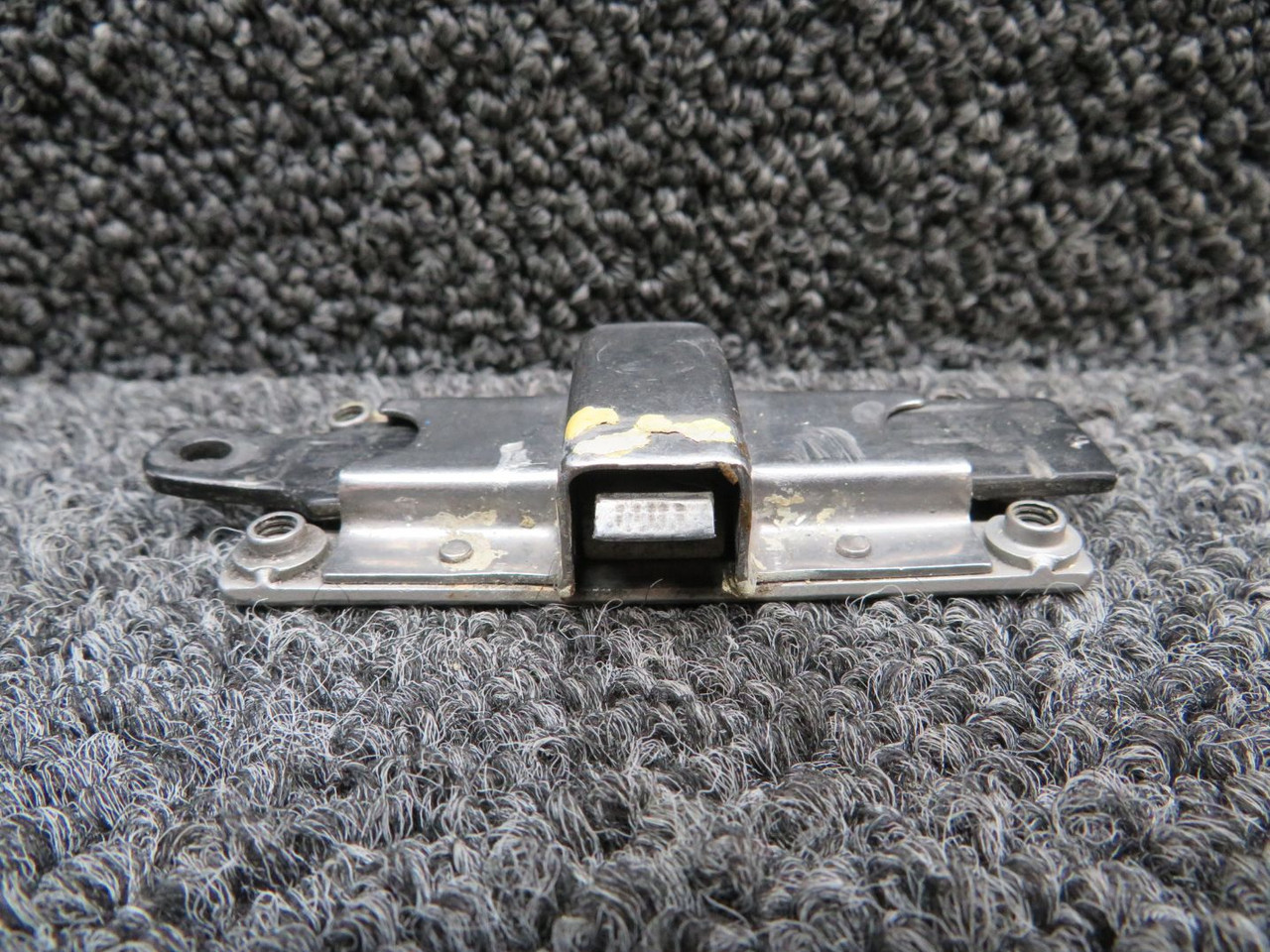 3474-20 Bell 206B Right Hand Aft Cabin Door Latch Assembly Upper