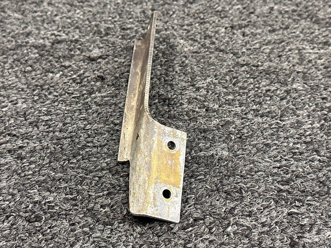 23125-001 Piper PA24-400 RH Cowl Flap Control Arm