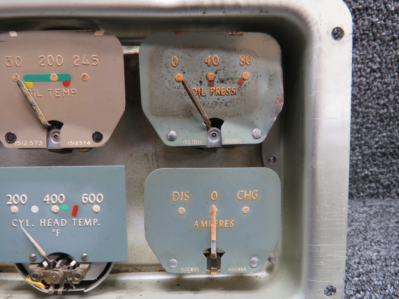100-1F4-A Beechcraft 35 Indicator Instrument Cluster Has Probe