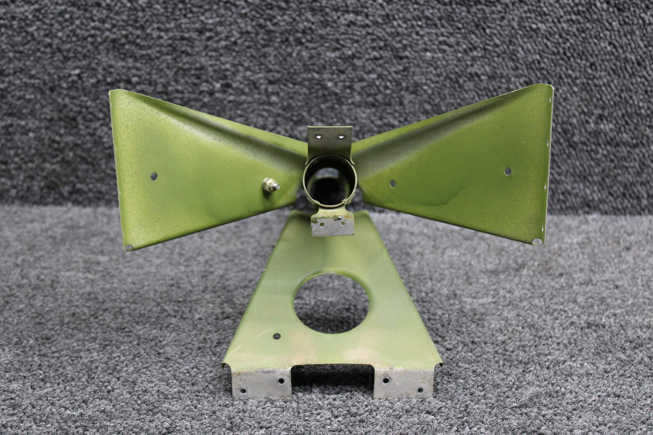 0813053-1 Cessna 310K Pitot Tube Mount with Supports For Sale