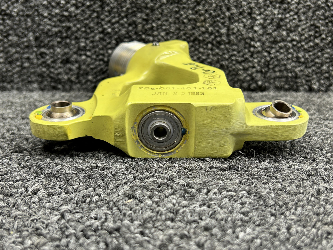 206-001-345-009 (Cast: 206-001-339-1) Bell 20L-1 Cyclic Control Pivot