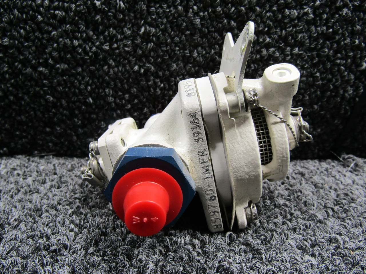 3213982-2 Allied Signal Regulating Valve Series 1