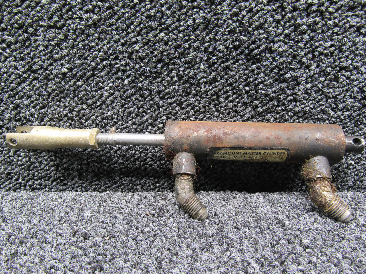 VI-15-875-2 Paramount Aircraft Master Cylinder