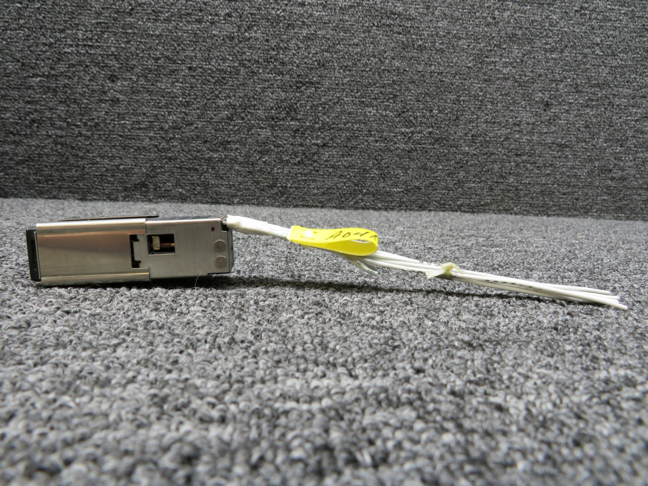 M22885-90-530C3, 99-530-6C3-14344 Blank Push Switch Unit