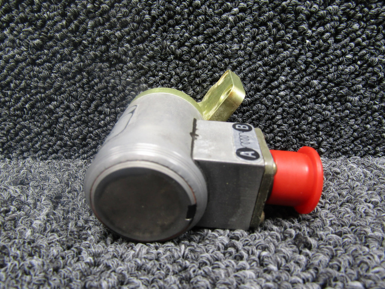 66503OCN1310-511 Woodward Electrical New Old Stock Linear Accelerometer