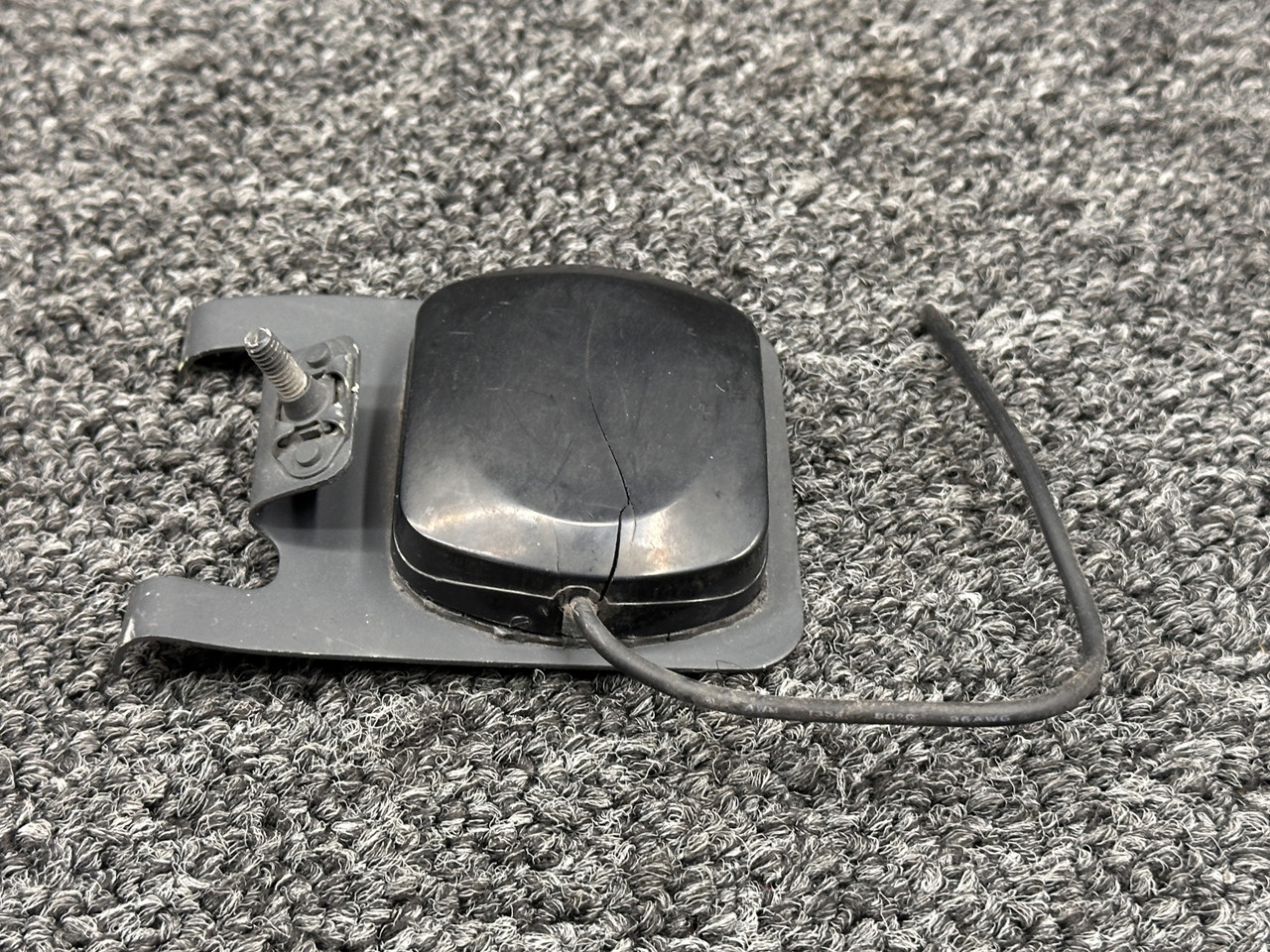 153560-000002 Appareo Vision Flight Data Monitor GPS Antenna For Sale