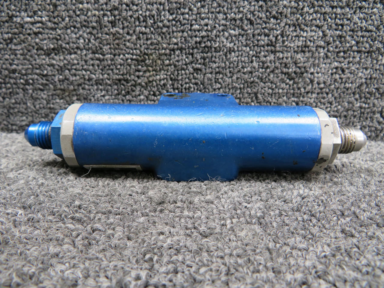 2380014-5 LearJet Airplane Parts Shuttle Valve