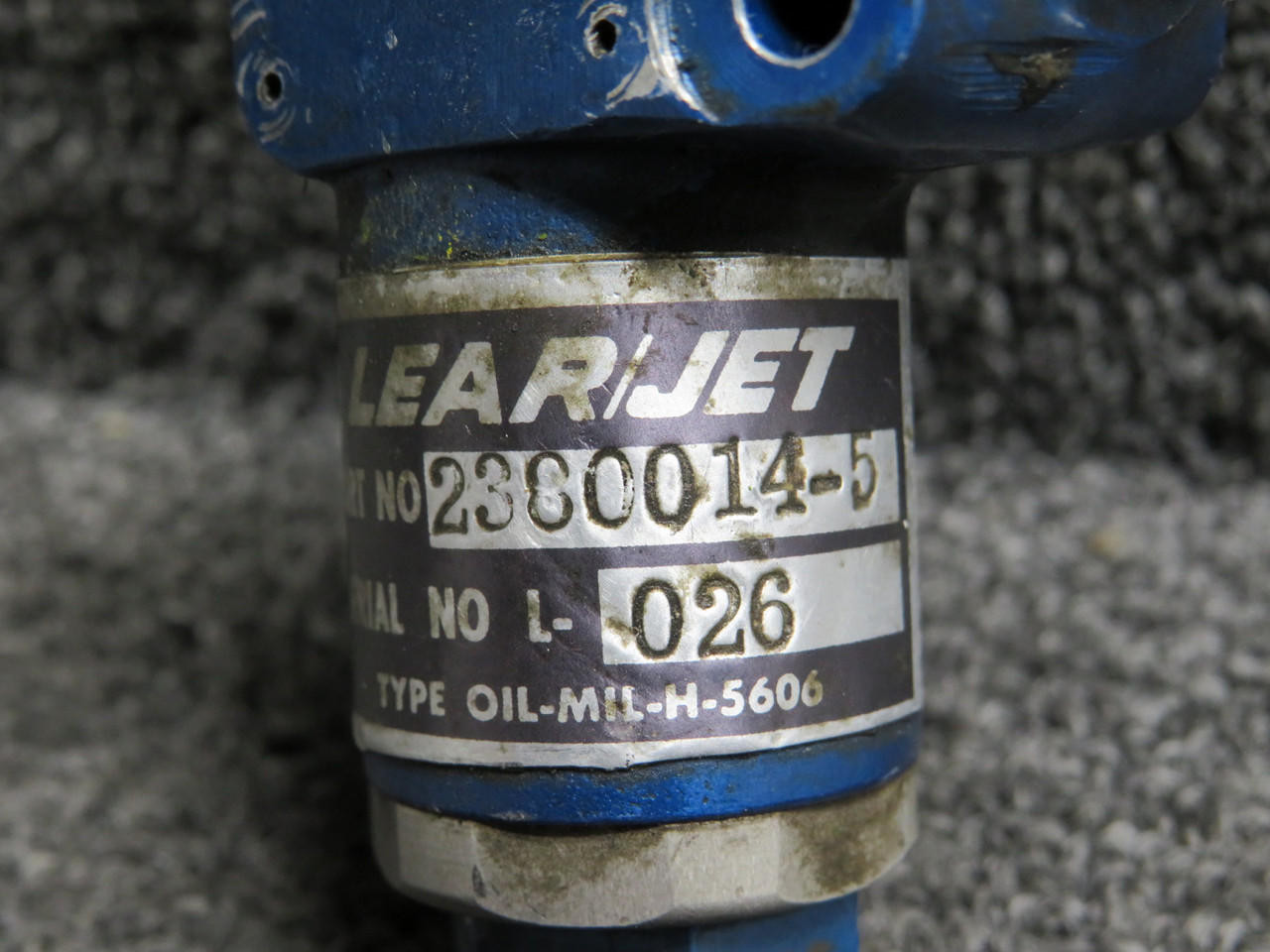 2380014-5 LearJet Airplane Parts Shuttle Valve