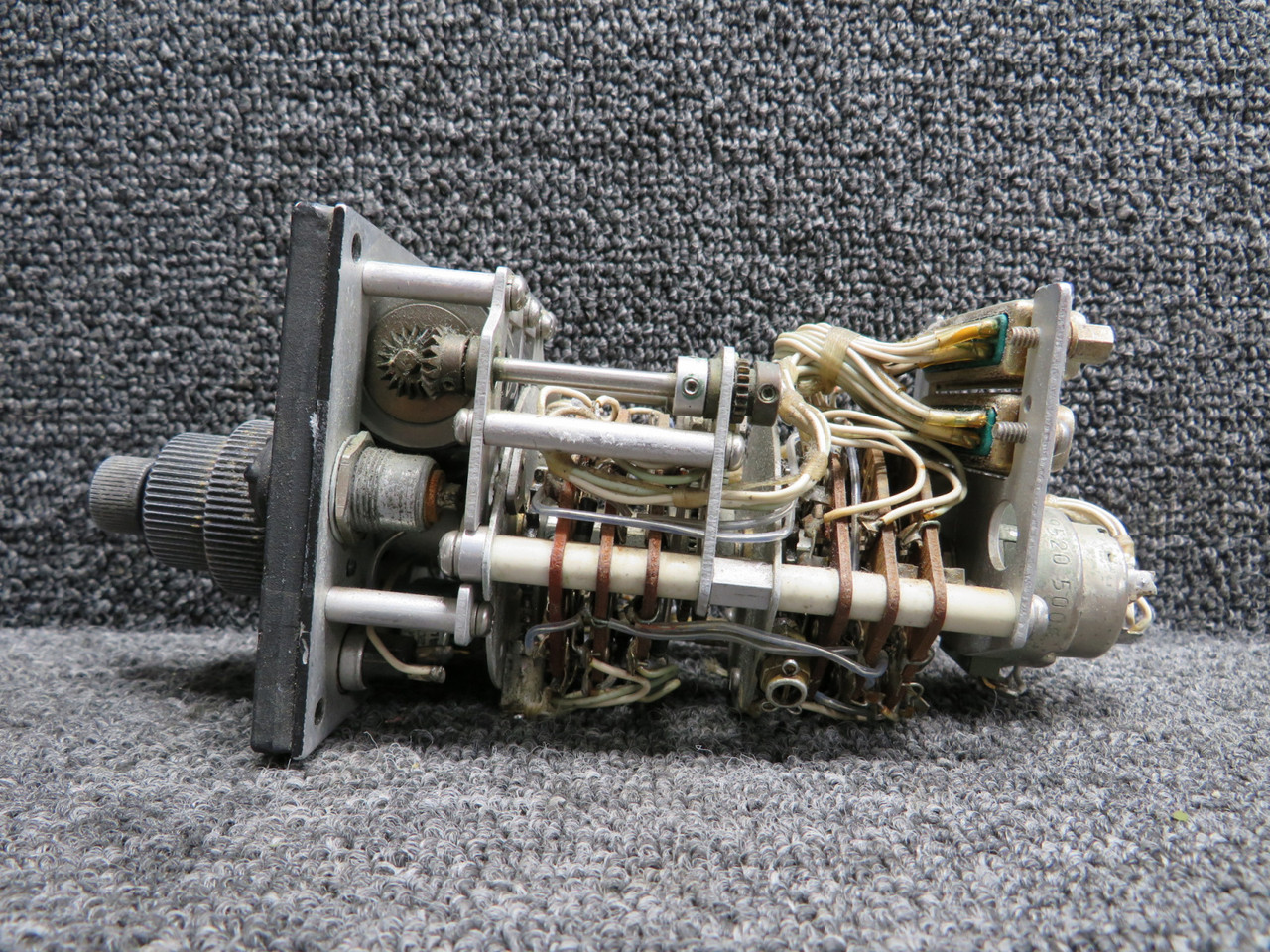 VHF Nav-2 Controller Unit Assembly