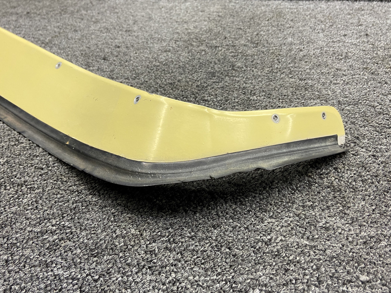 20983-001 Piper PA24-260 RH Wing Root Fairing Assembly (Colored)