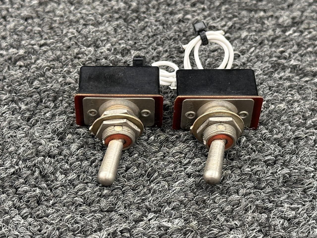 MS25098-22 JBT Toggle Switch Assembly Set of 2 | BAS Aircraft Salvage