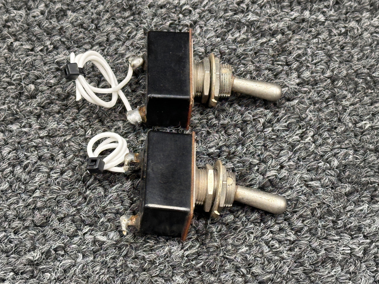 MS25098-22 JBT Toggle Switch Assembly Set of 2 | BAS Aircraft Salvage
