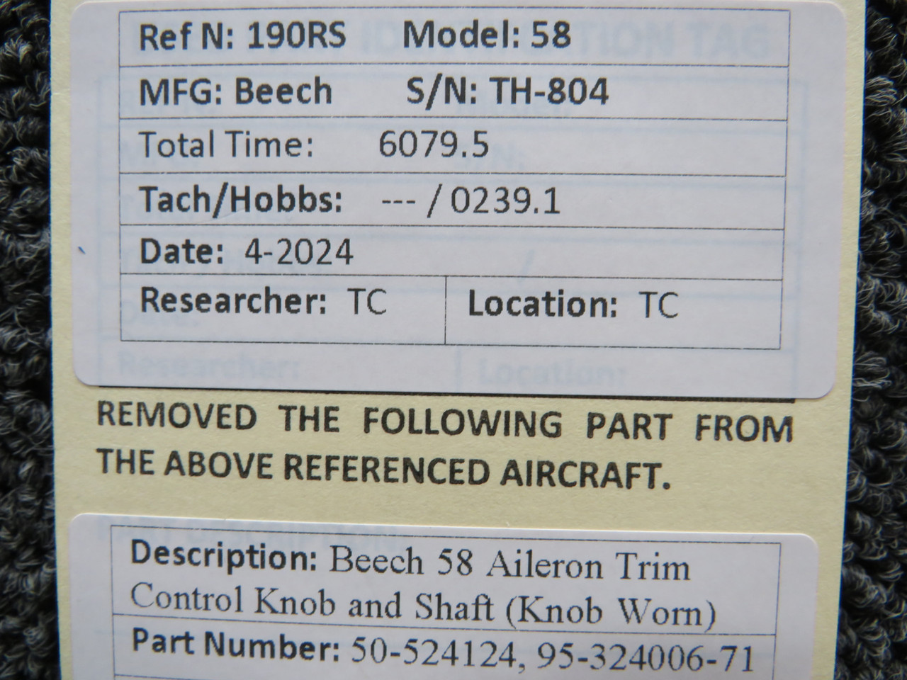 50-524124, 95-324006-71 Beechcraft 58 Aileron Trim Control Knob and ...